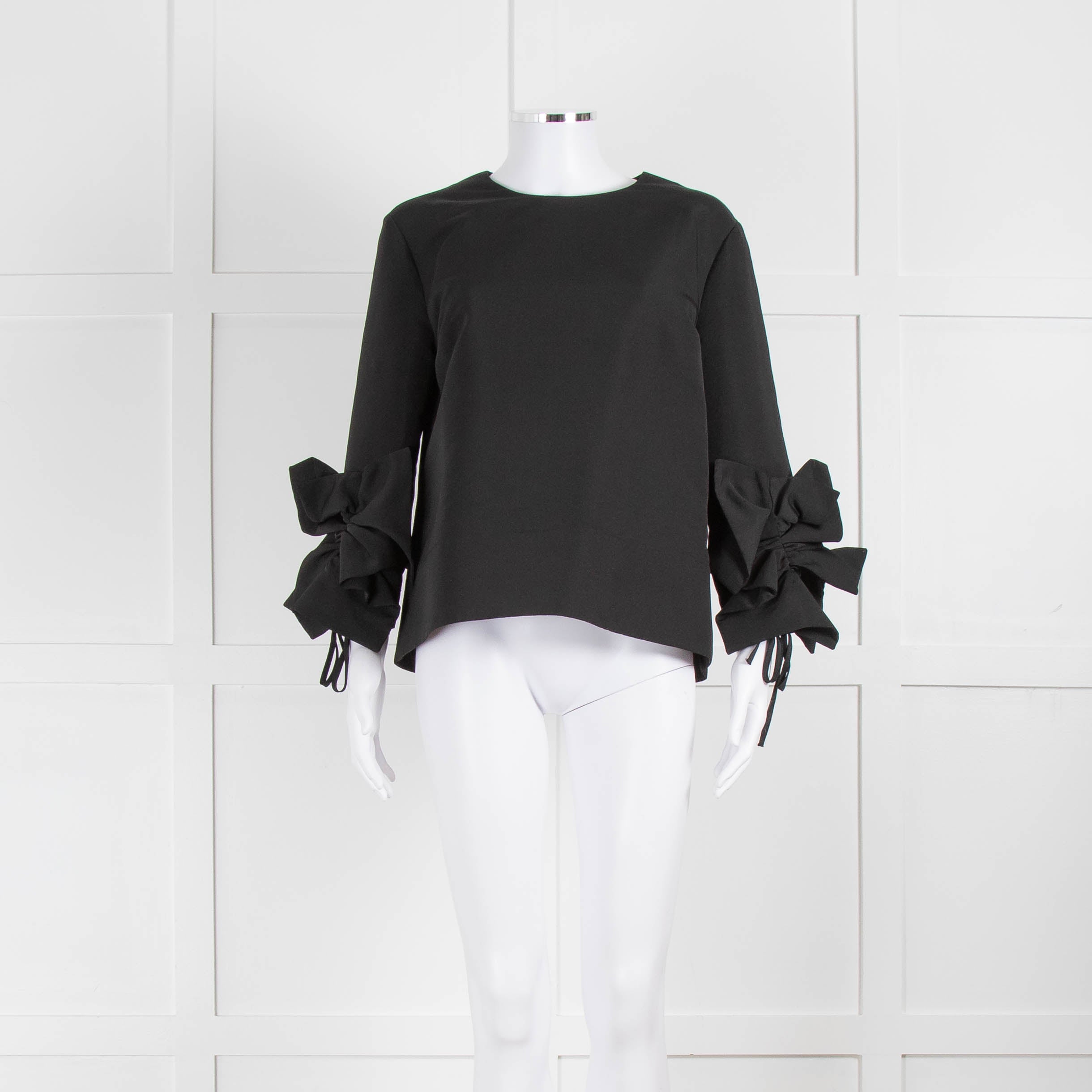 Victoria by Victoria Beckham Structured Black Blouse with Ruched Cuff ...